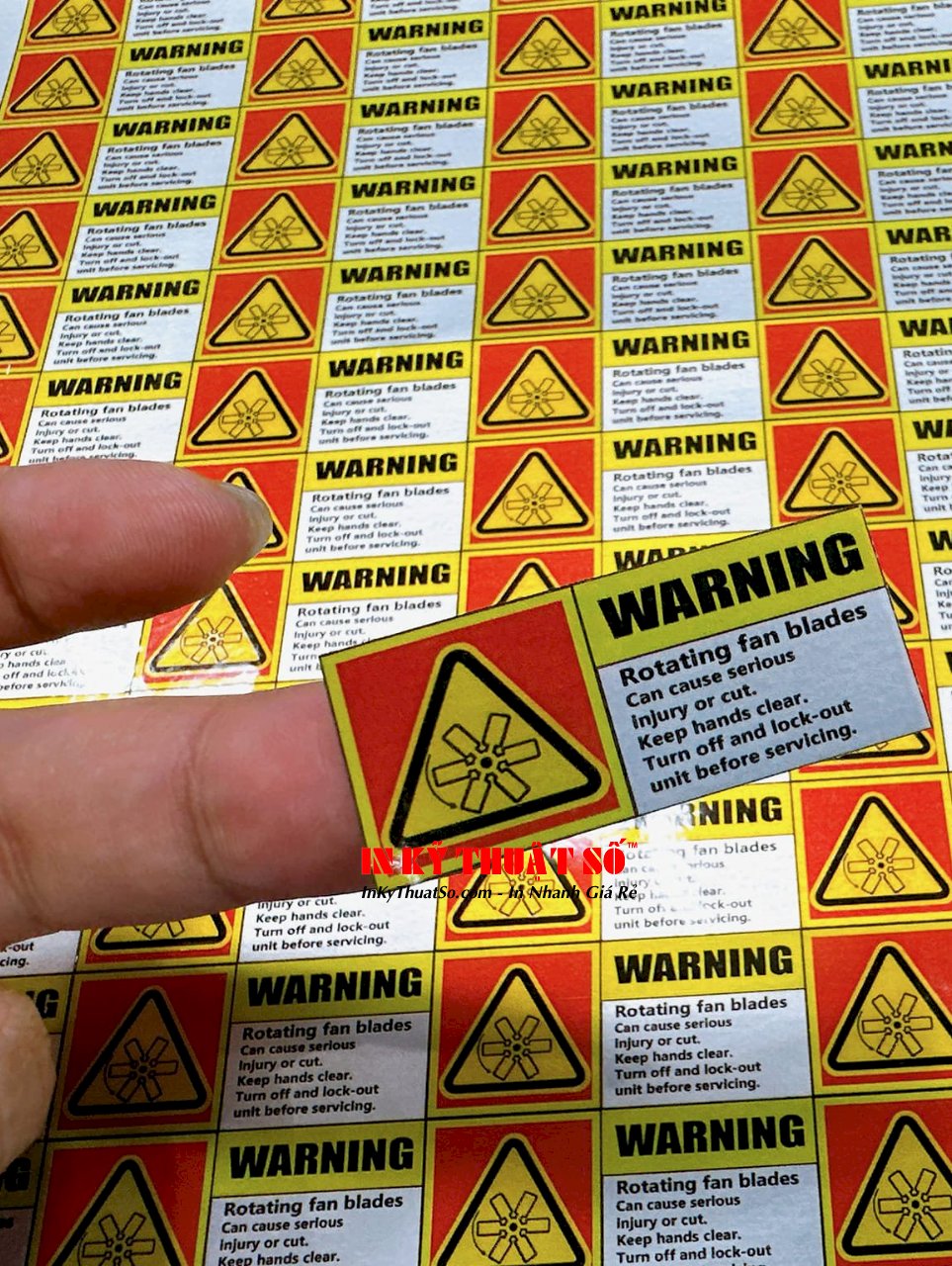 In tem bạc cảnh báo Nguy hiểm cánh quạt đang quay Warning/Rotating Fan ...
