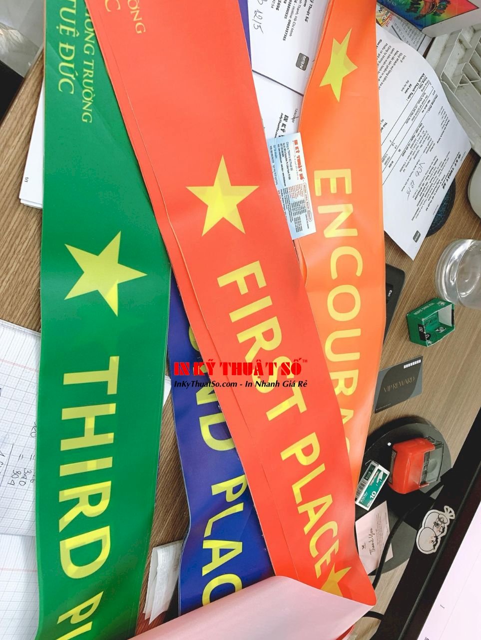 Làm dải băng đeo chéo Sash trao giải First place, Second place, Third ...