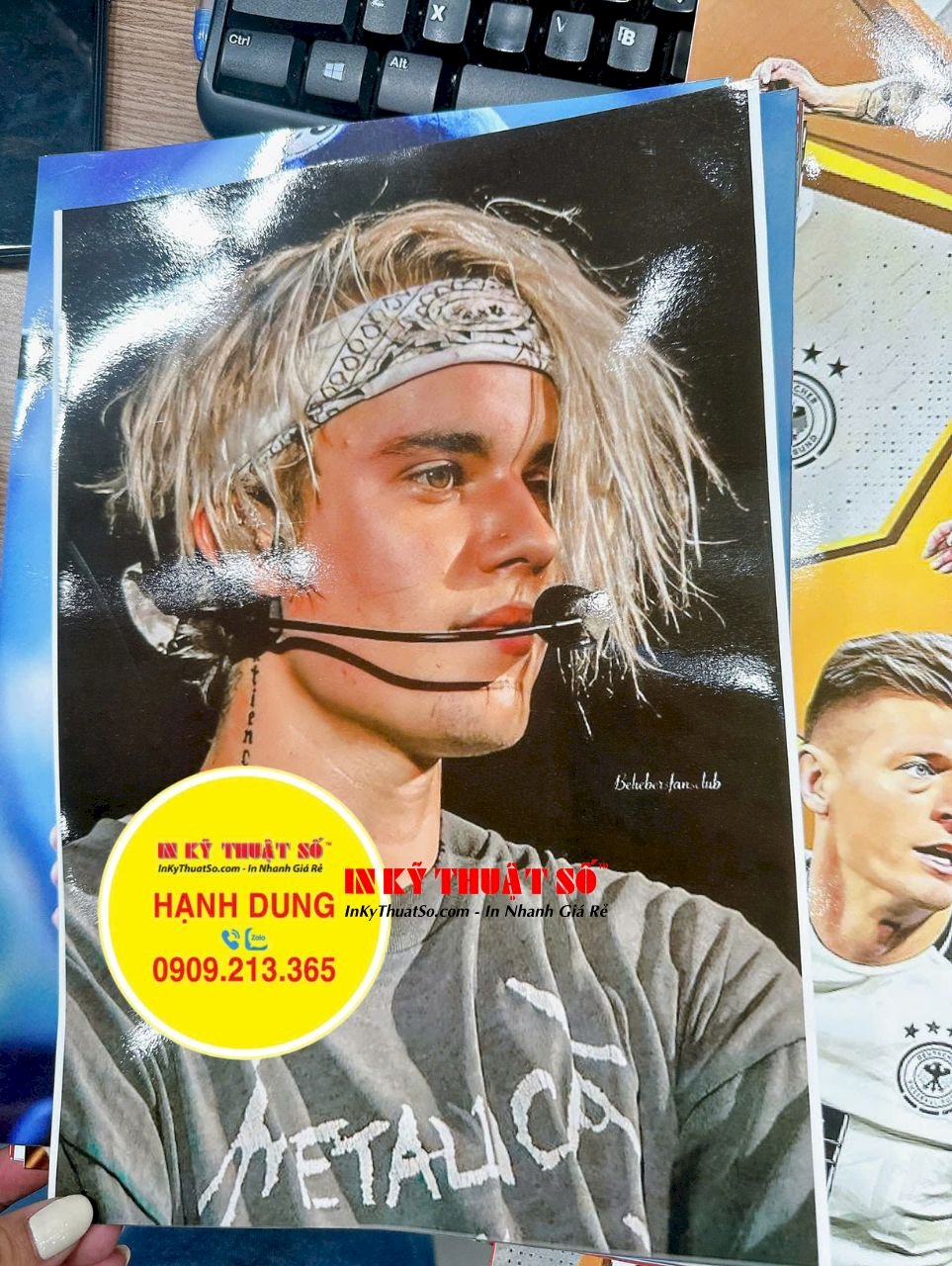 In ảnh poster PP có keo, in mực dầu, cán màng bóng, poster ảnh A3, A4 ...