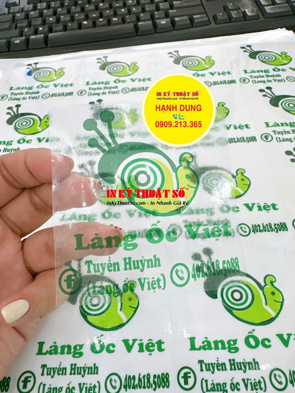 In tem quán ốc Decal trong hình vuông dán hộp nhựa đựng đồ ăn Take Away ...